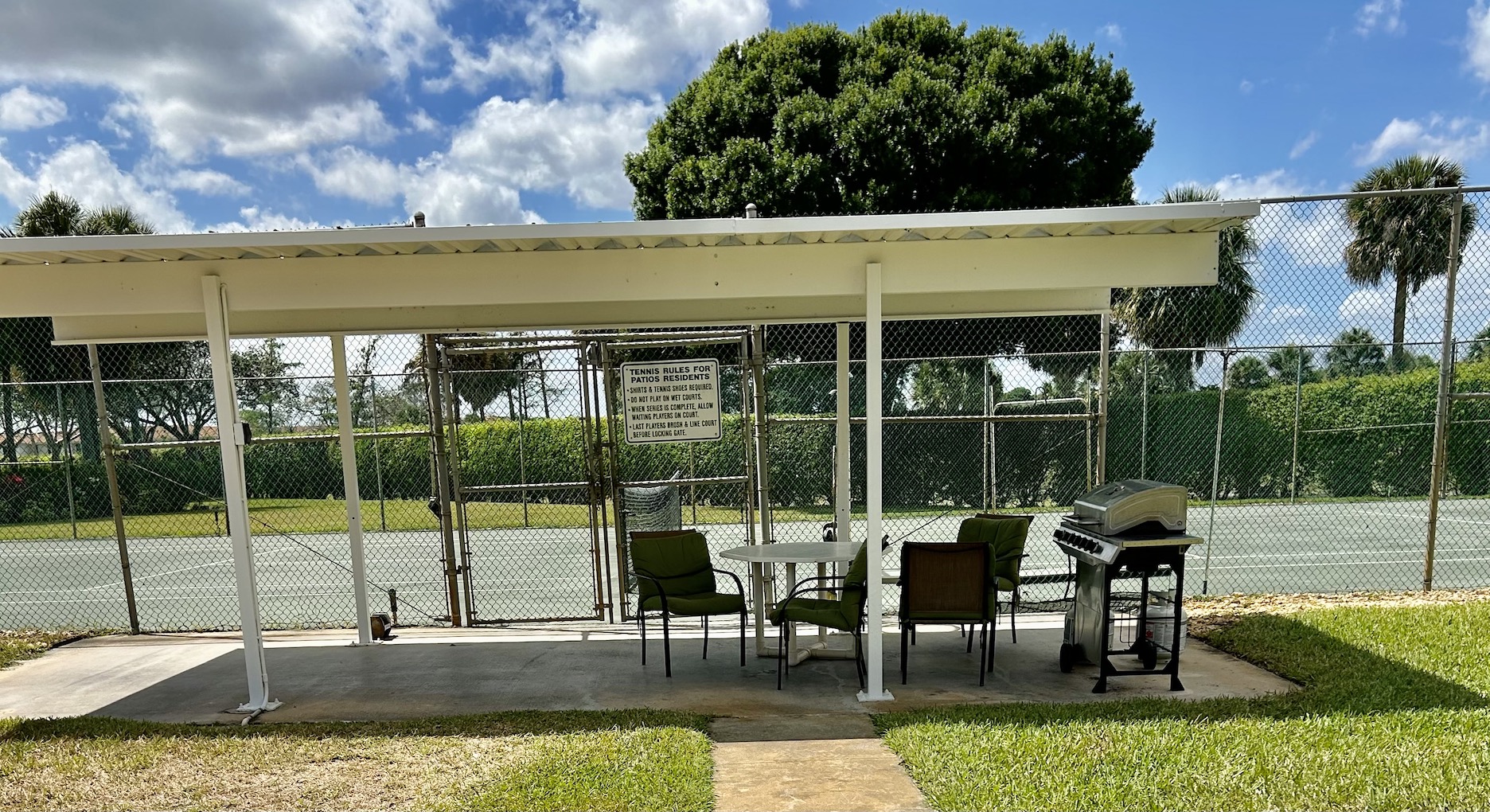 Photo Gallery | Patios of Boca Barwood